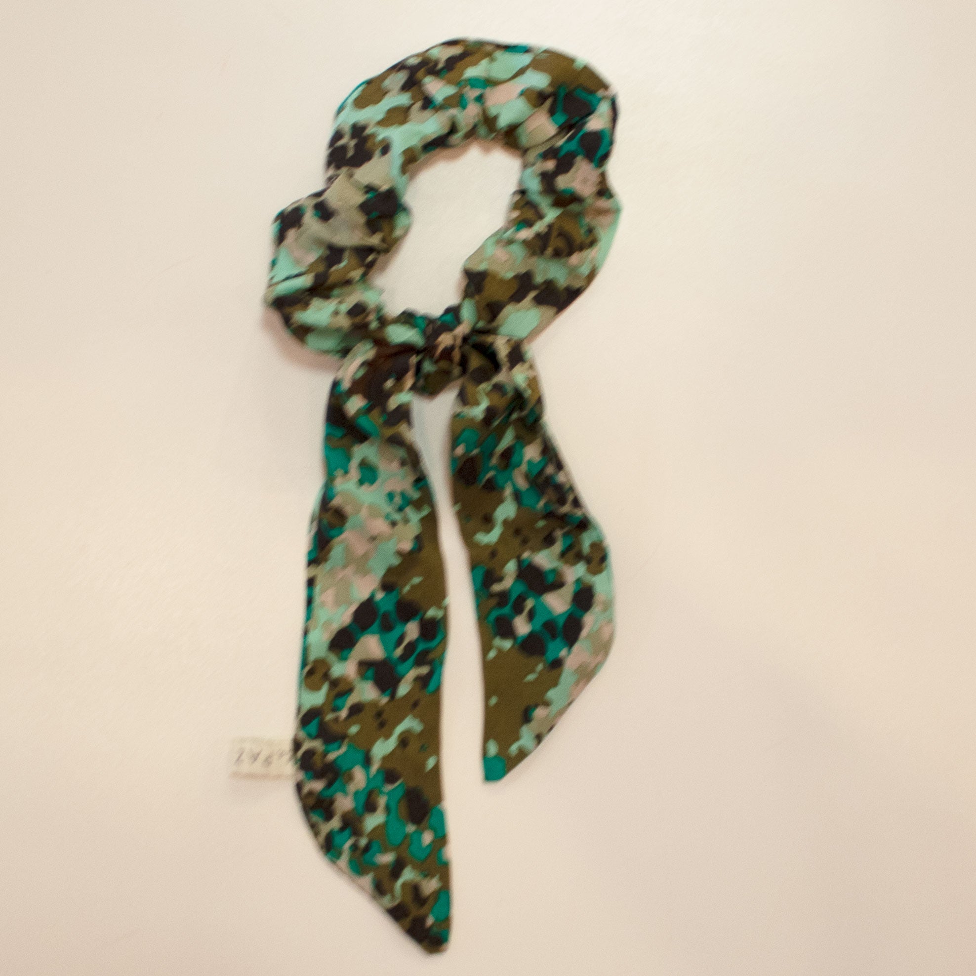 Goma animal print turquesa – marialapaz.shop